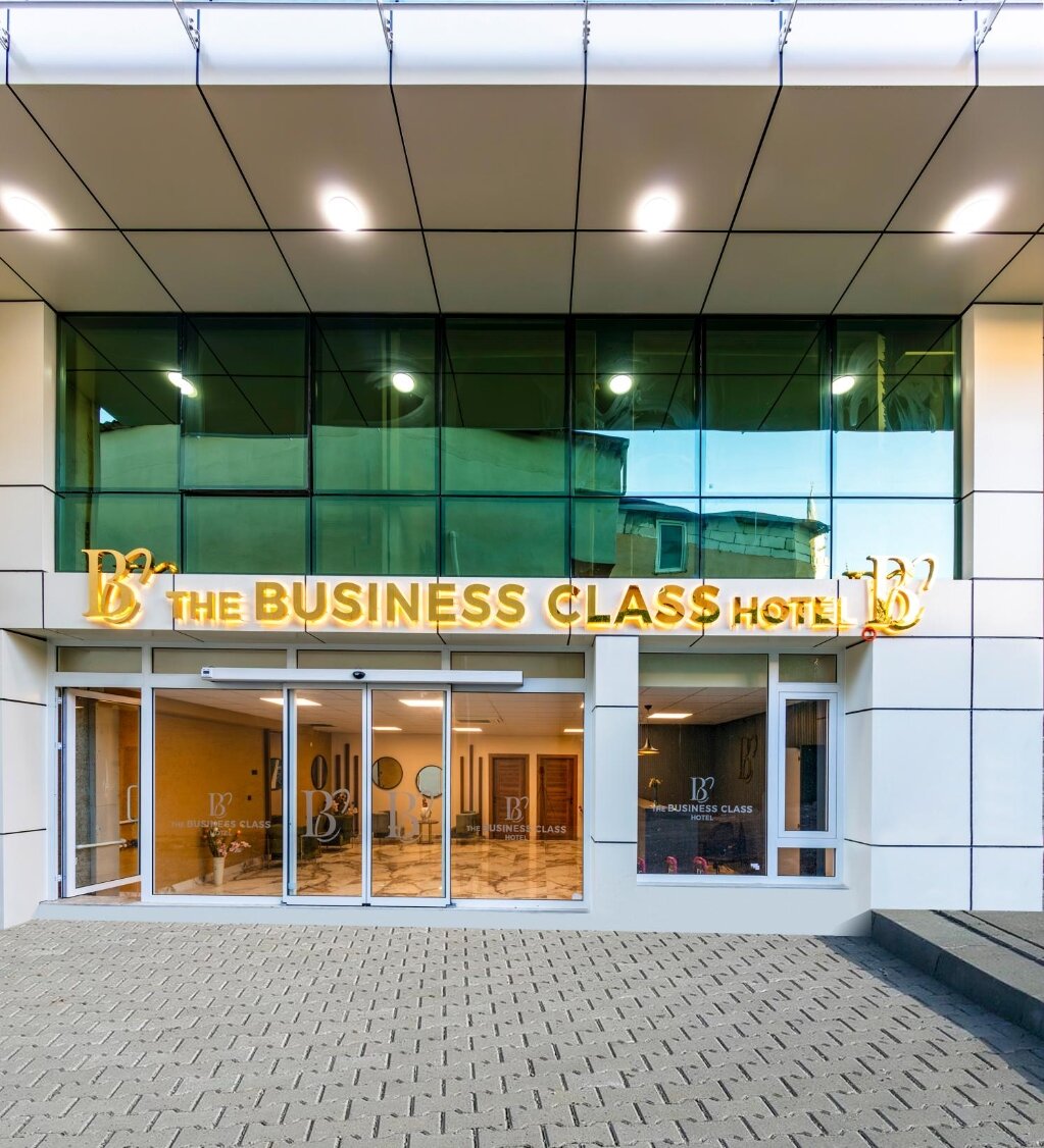 The Business Class Hotel | Jolly