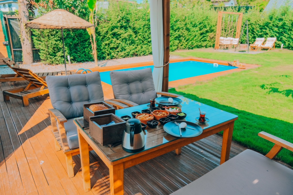 Maya Sapanca | Jolly