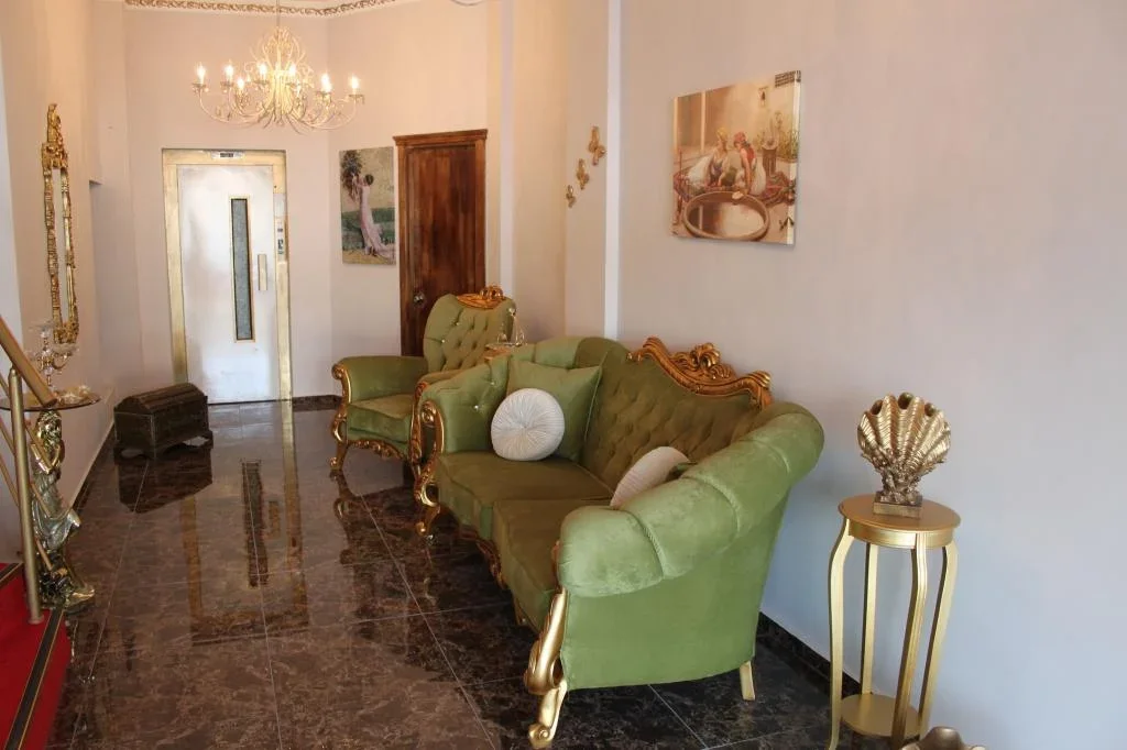 Huri & Nuri Hotel | Jolly