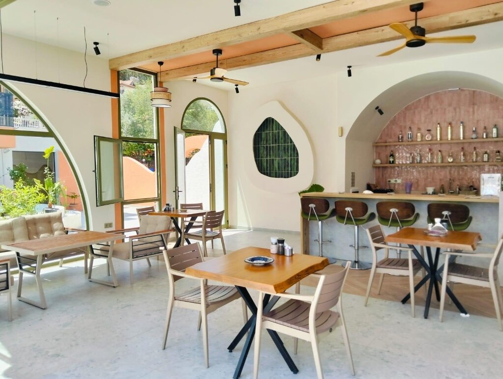 Lina Life Fethiye | Jolly