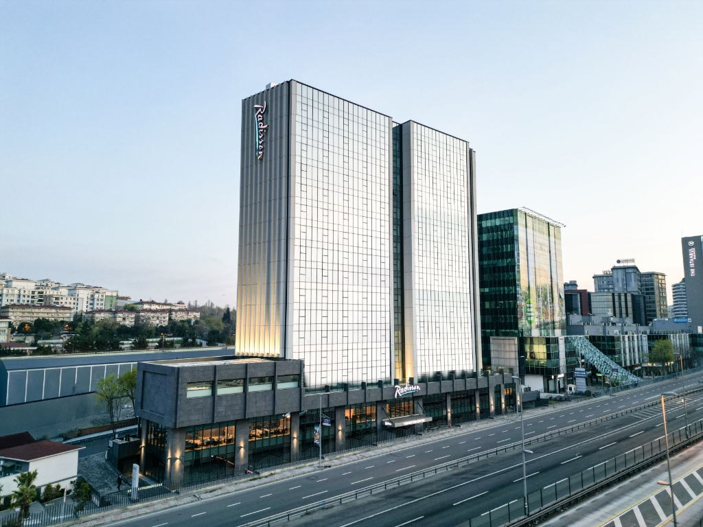 Radisson Hotel İstanbul Merter | Jolly