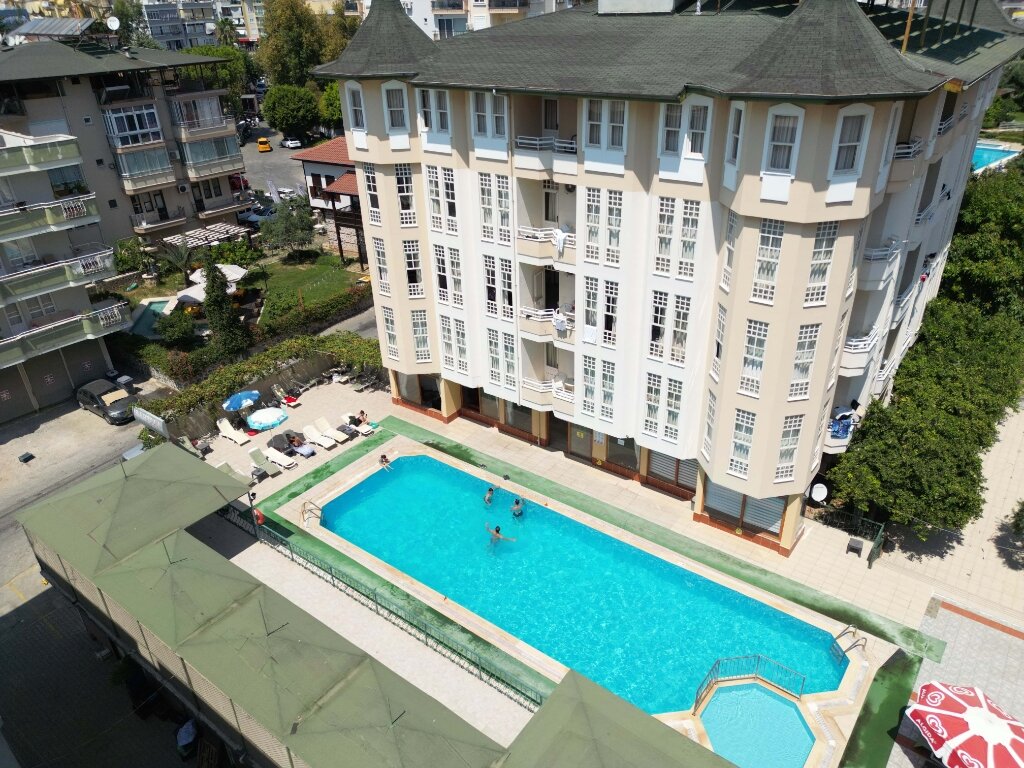 İsabella Apart Otel | Jolly