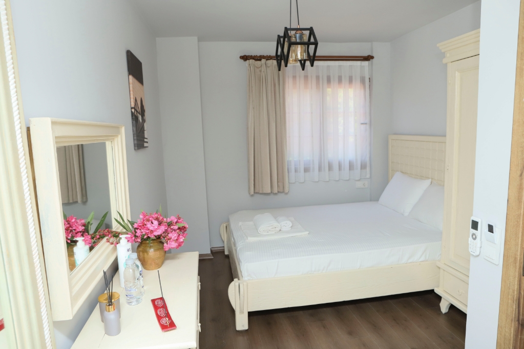 Lulu İnn Çeşme - Jolly