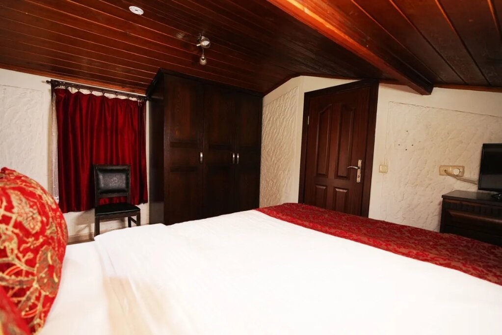 Cicerone Logde Hotel | Jolly