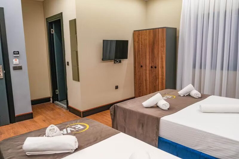 Eva Hotel | Jolly