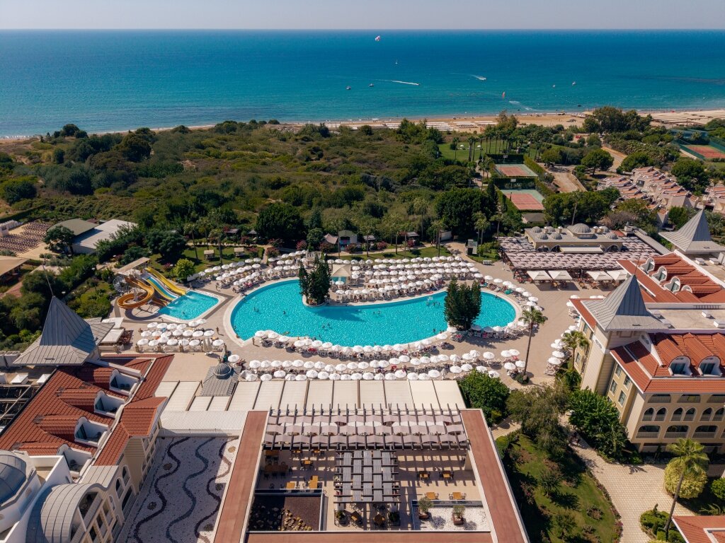 Side Star Resort | Jolly