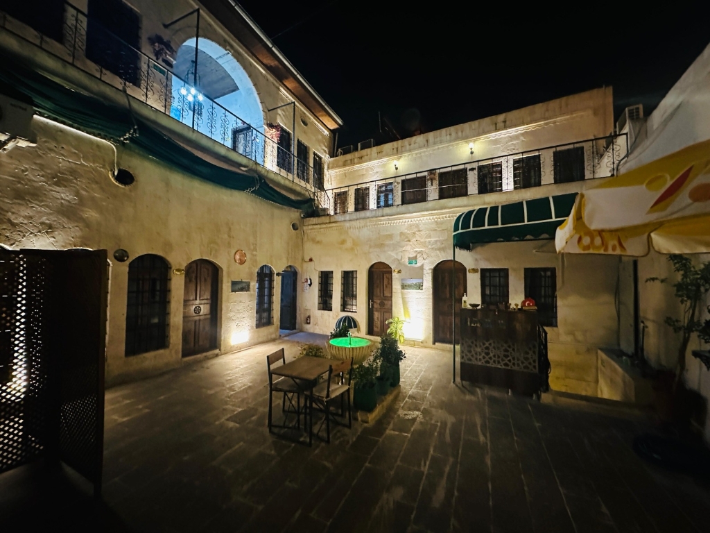 Sefer Tepe Otel | Jolly