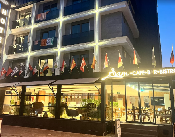 Sam Hotel | Jolly