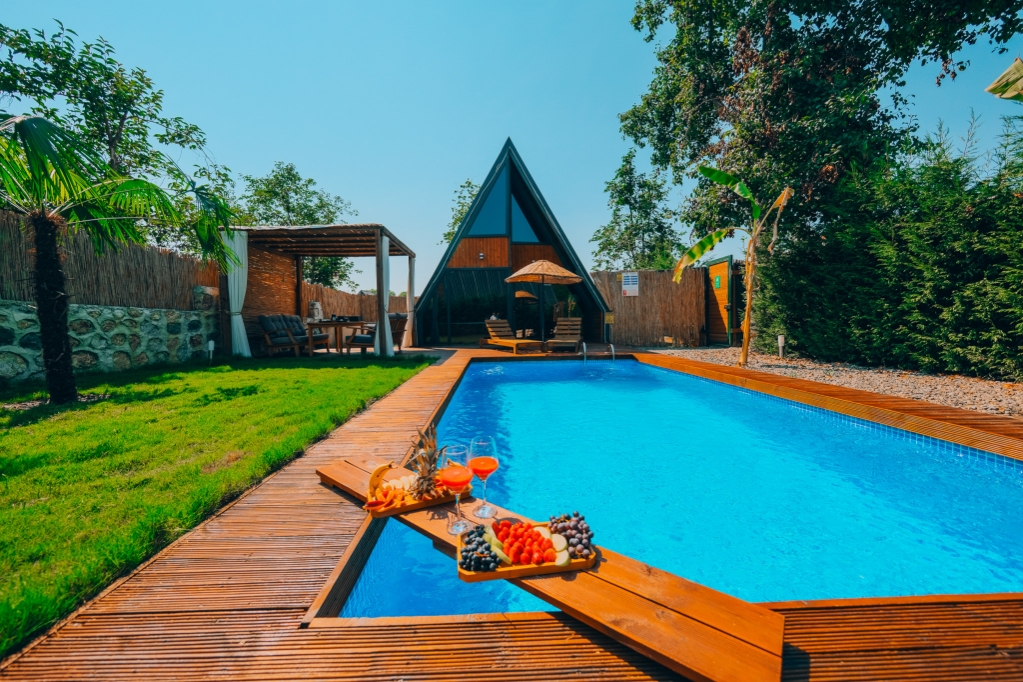 Maya Sapanca | Jolly