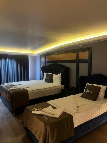 Eva Hotel | Jolly