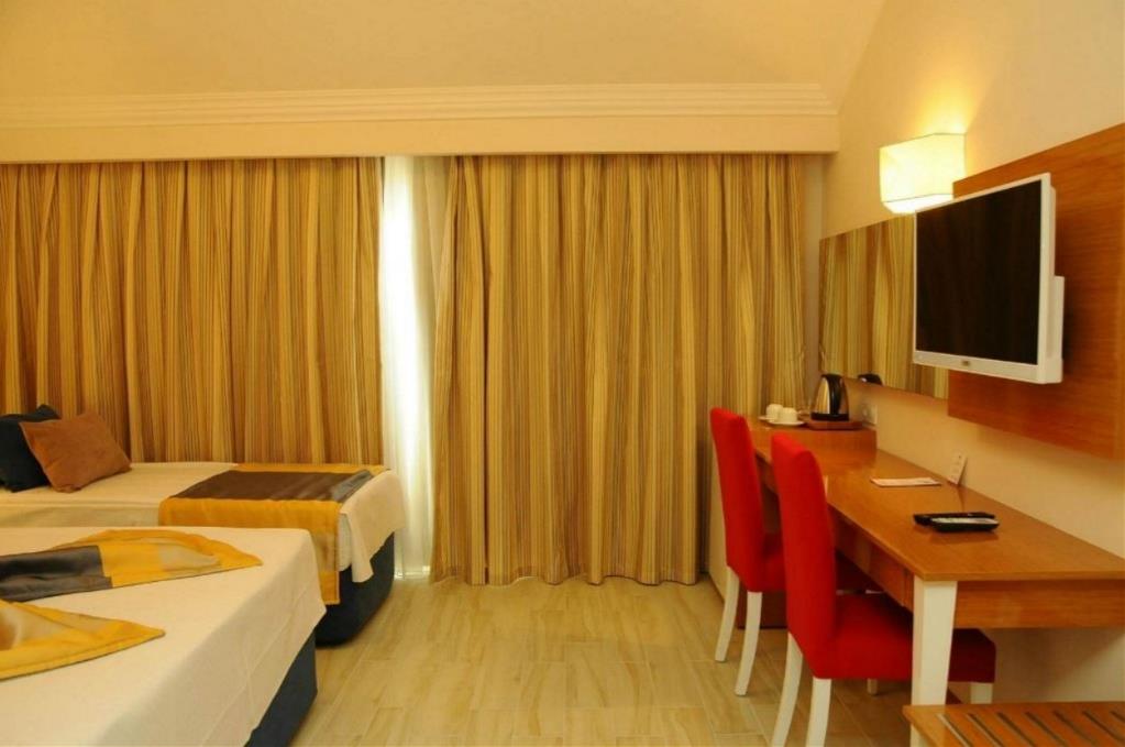 Side Legend Hotel - Jolly