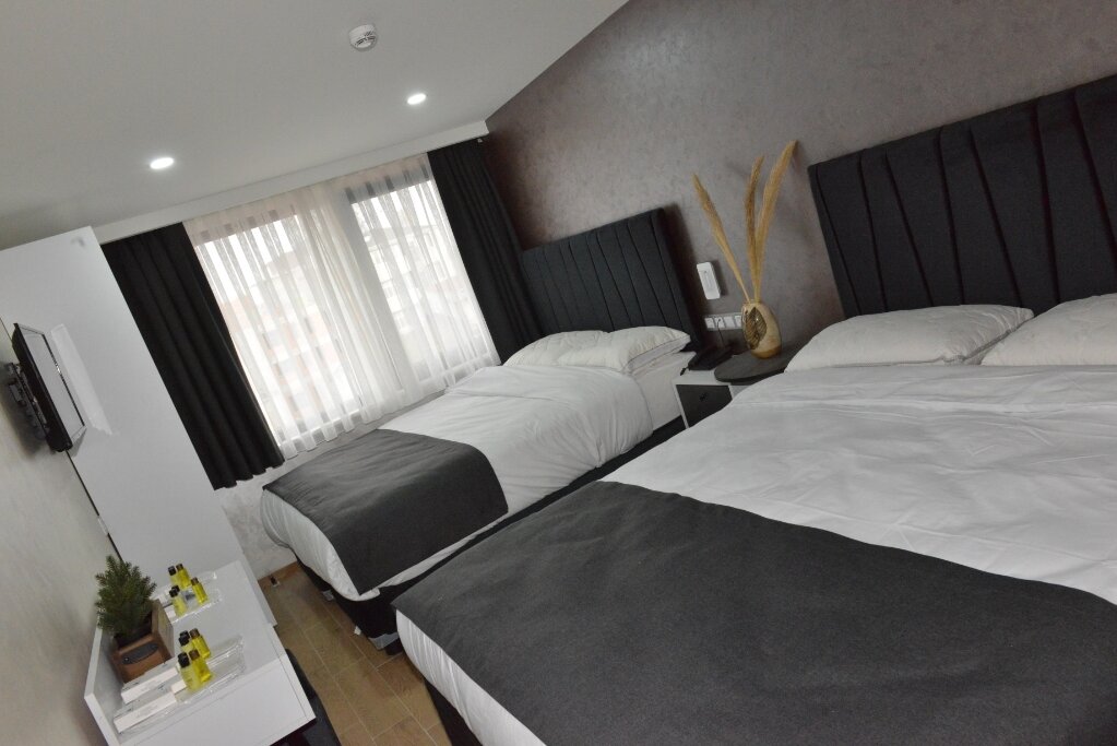İstanbul Efes Hotel | Jolly