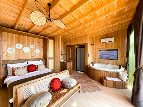 Lov Faralya +16 - Jolly